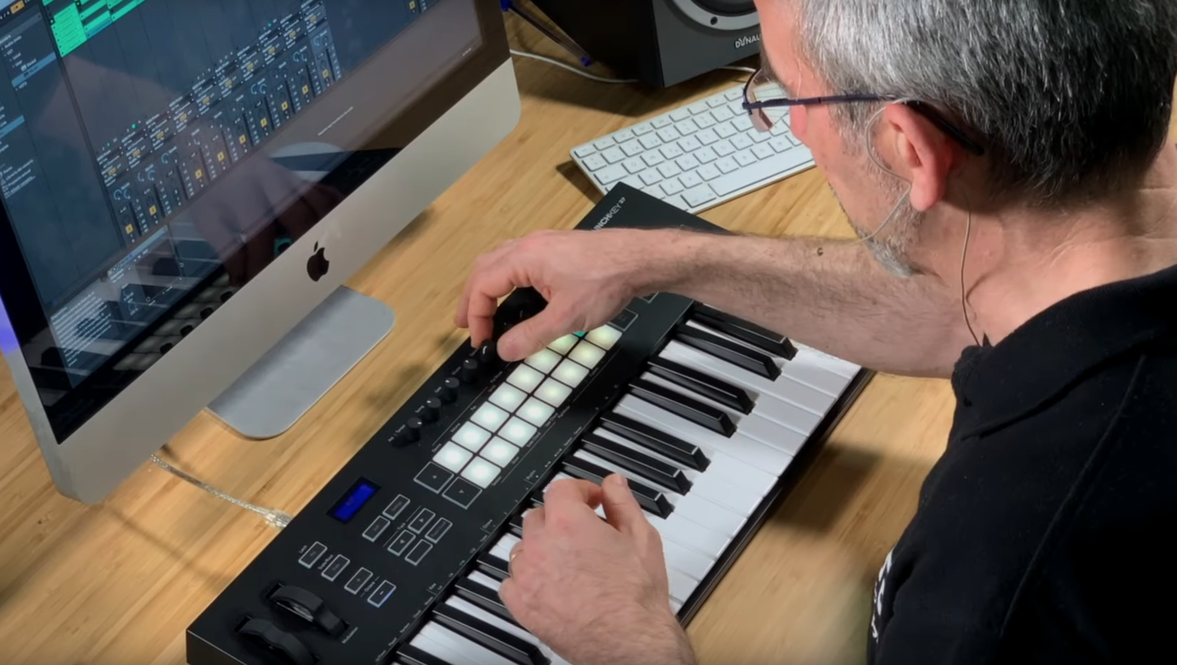Novation Launchkey - Adagio Distribución